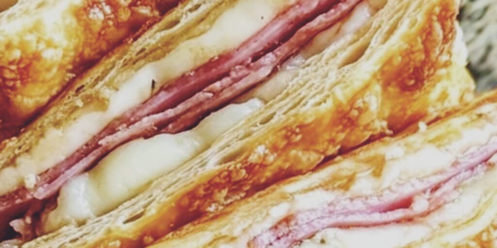 Italian Crescent Sandwich Squares for a Crowd - Recipes Food